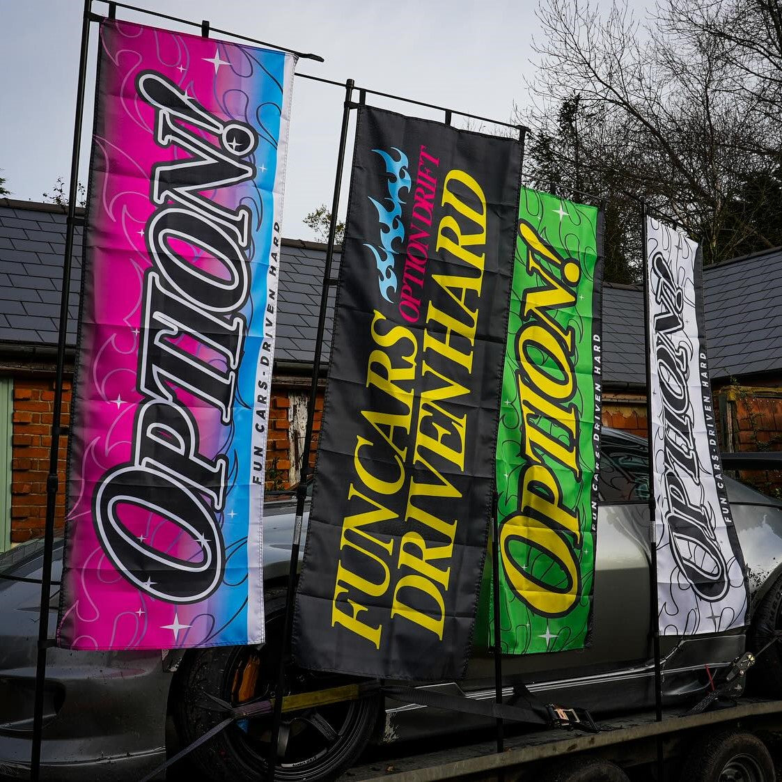 Nobori Flags – Box 2 Motorsport